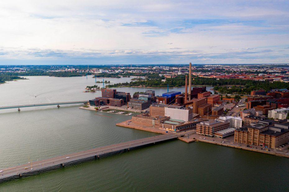 Salmisaari real estate is sold - A. Ahlström
